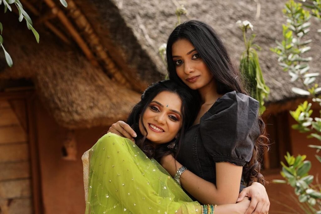 Krishna Mukunda Murari serial heroine Prerana photos (8) – Lovely Telugu