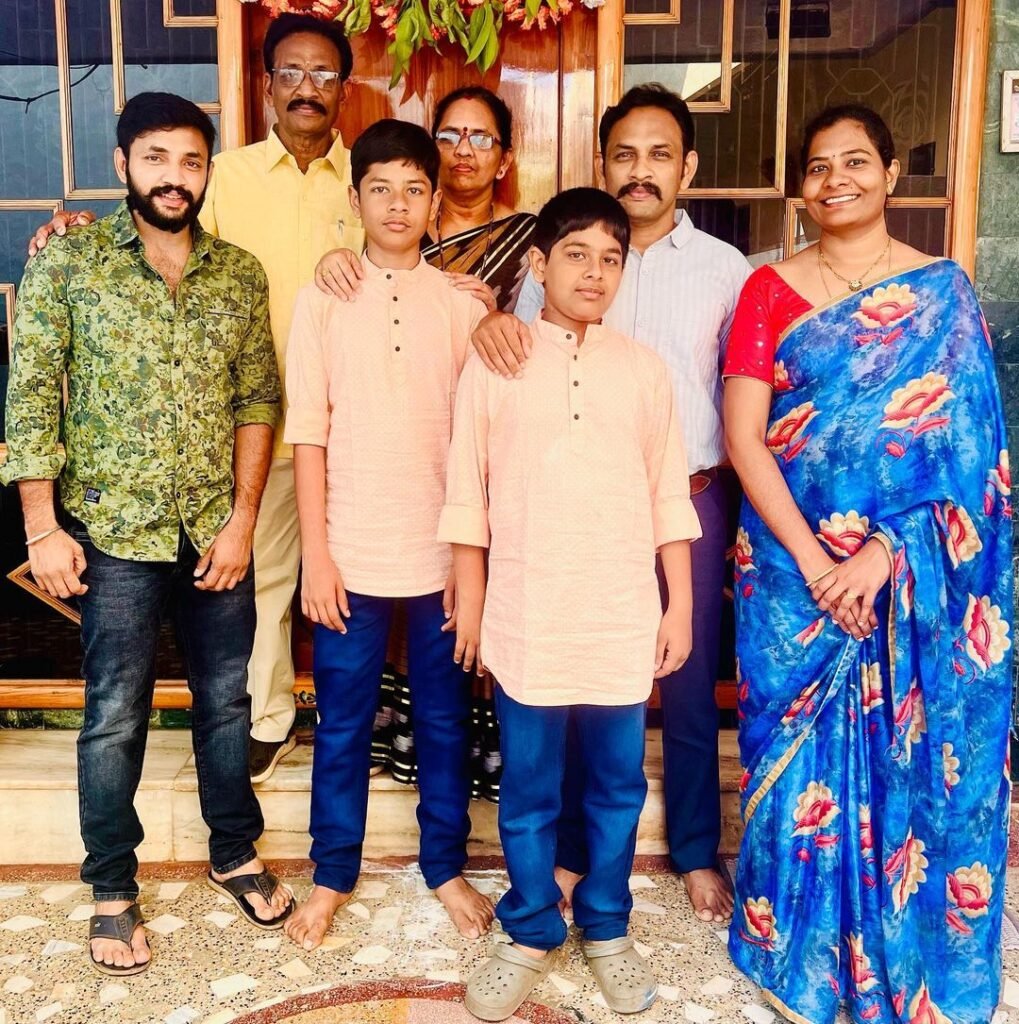 Tv actor Krishna reddy photos (10) – Lovely Telugu